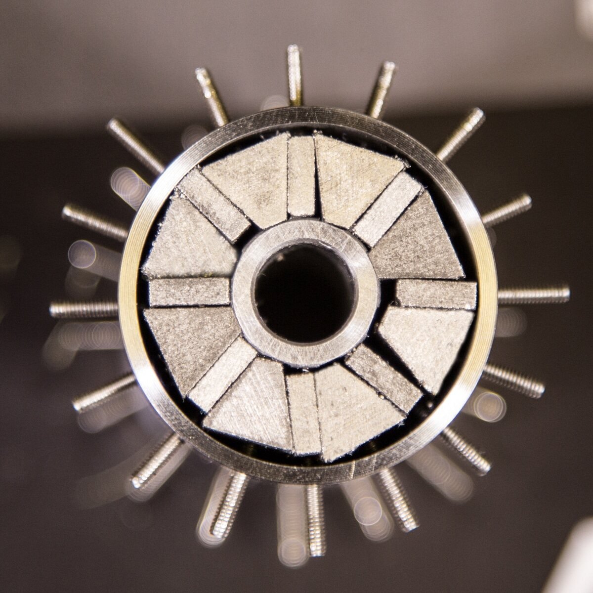 An Introduction to the Halbach Array - Bunting Magnetics Europe