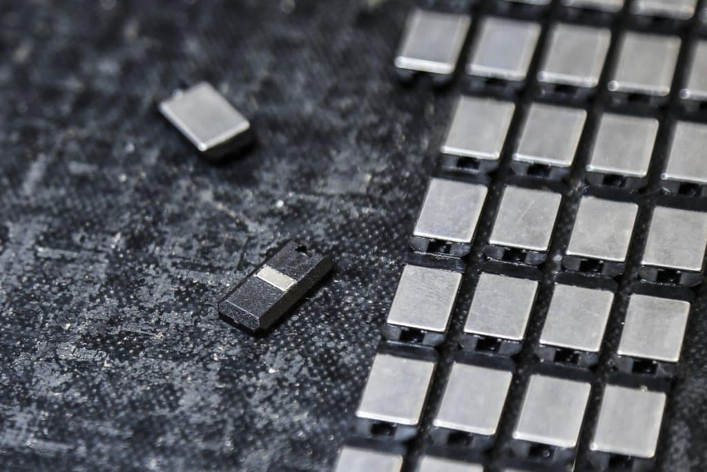 Non-Contact Positional Sensing - Bunting Magnetics Europe